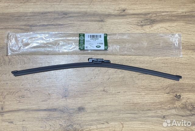 Щетка стеклоочистителя задняя Range Rover LR070691 купить в Москве | Авито