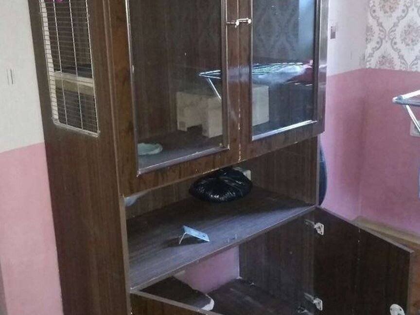 Шкаф-витрина животным