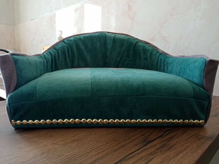 Диван лежанка для маленькой собачки