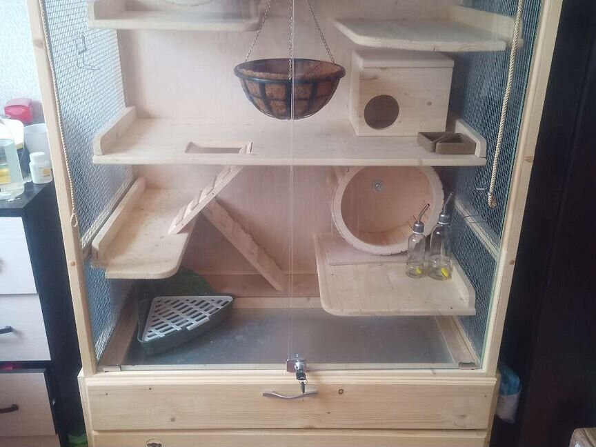 Торг. Витрина для шиншиллы / крыс/ дегу/ белки