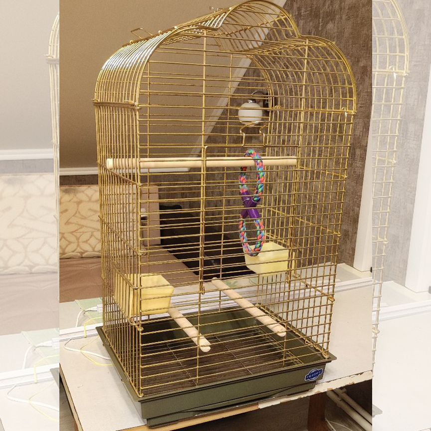 Клетка для попугая большая б/у