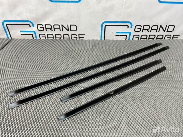 Уплотнитель двери комплект Mercedes W212 272.980 купить в Санкт ...