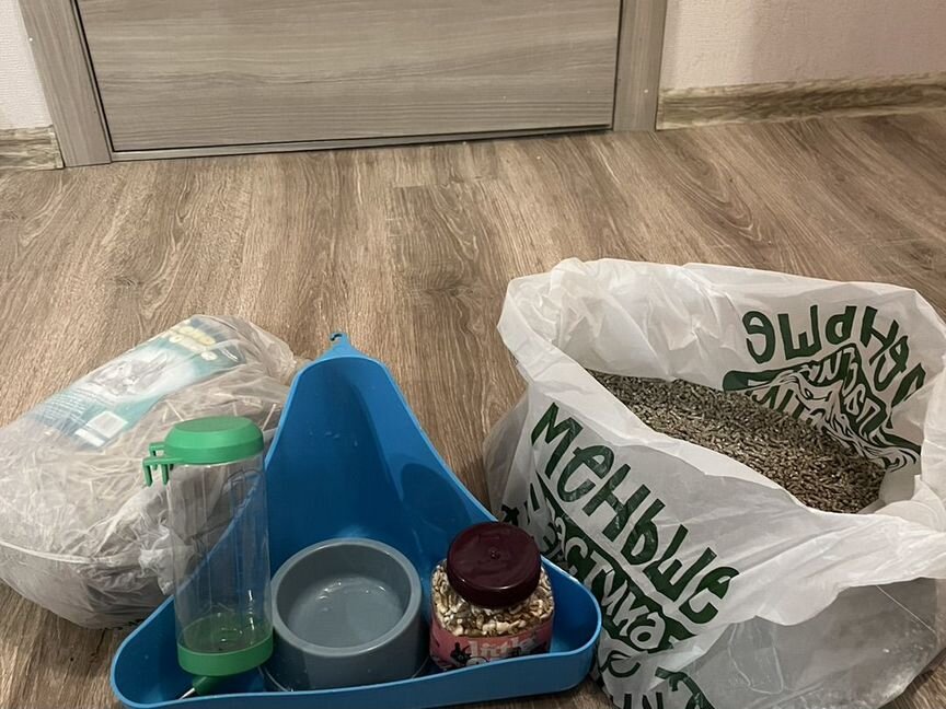 Отдам корм, наполнитель для кролика