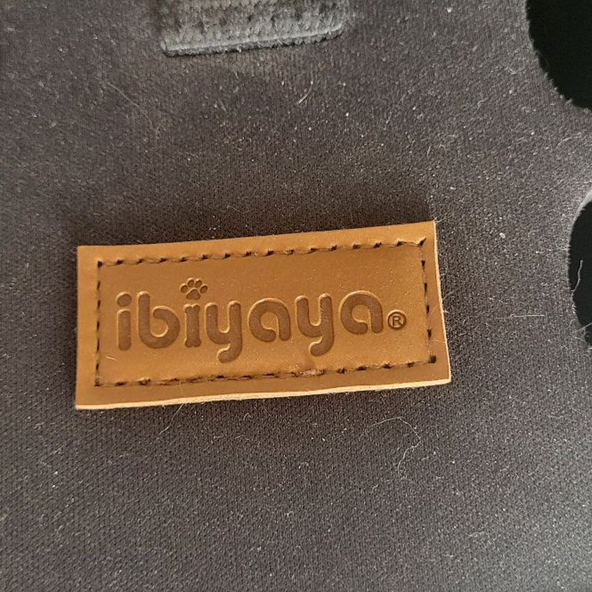 Сумка-переноска Ibiyaya для собак и кошек