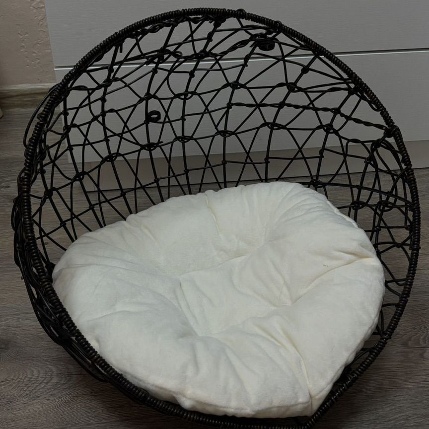 Лежанка для кошек и собак