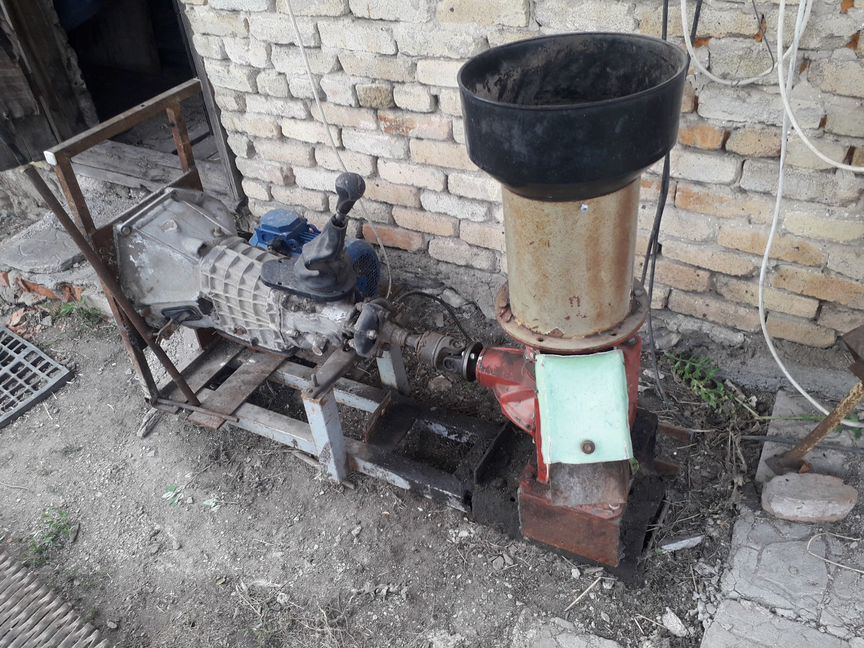 Гранулятор для комбикорма