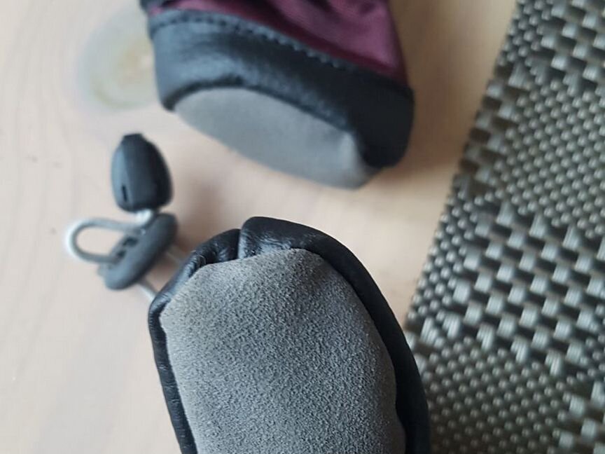 Сапожки и комбинезон для маленькой собачки