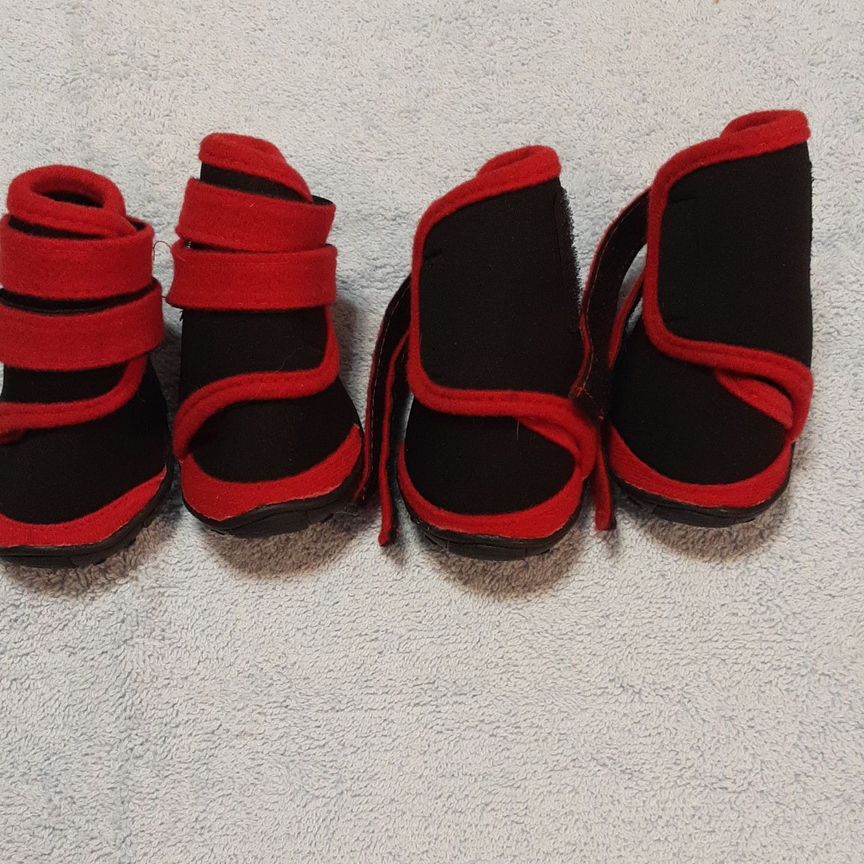 Обувь для собак средниx XS