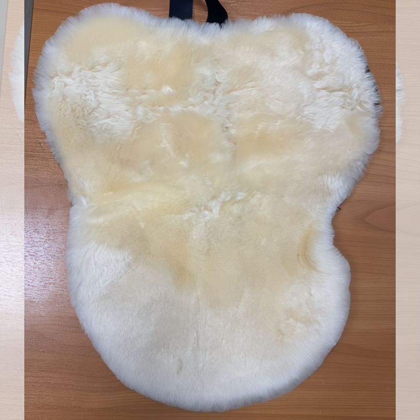 Меховушка на седло