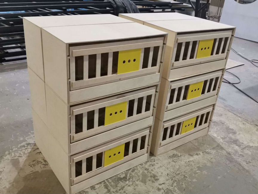 Гнезда для голубей, кормушки