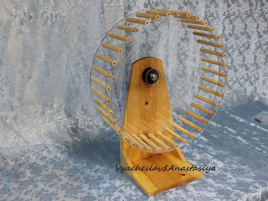 Беговое колесо для белок,шиншилл, дегу, ежей