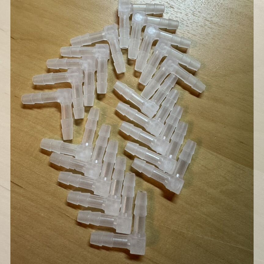 Угловые переходники для трубок