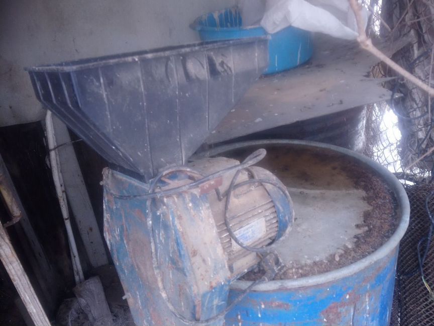 Кормоизмельчитель бу