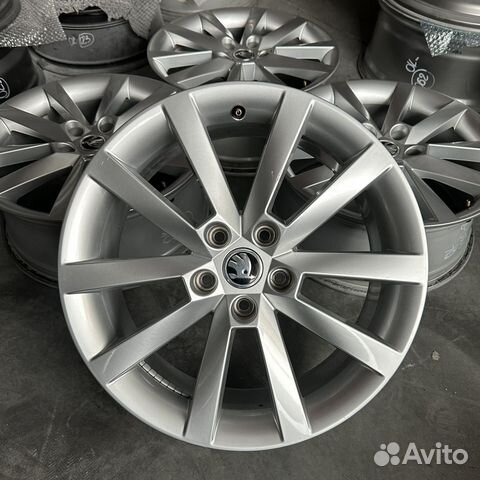 Диски Skoda R18 оригинал купить в Москве | Авито