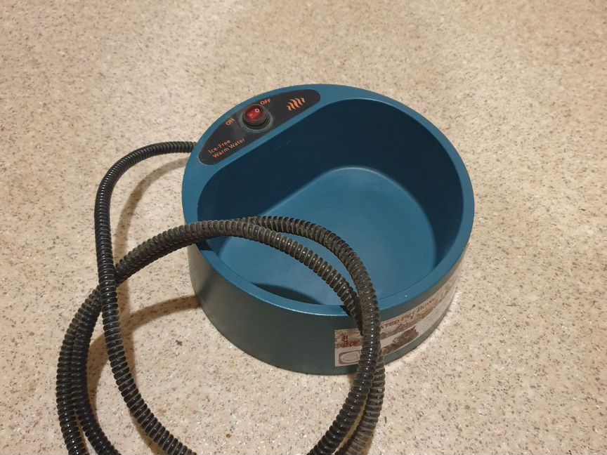 Миска для собак с подогревом