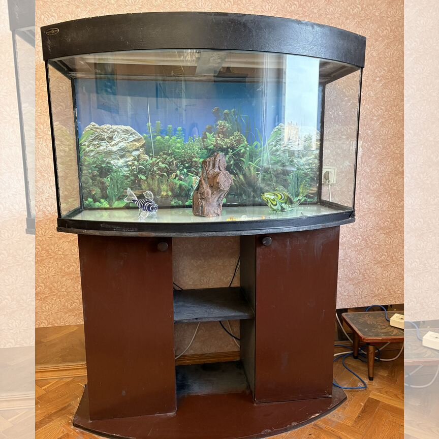 Аквариум с тумбой