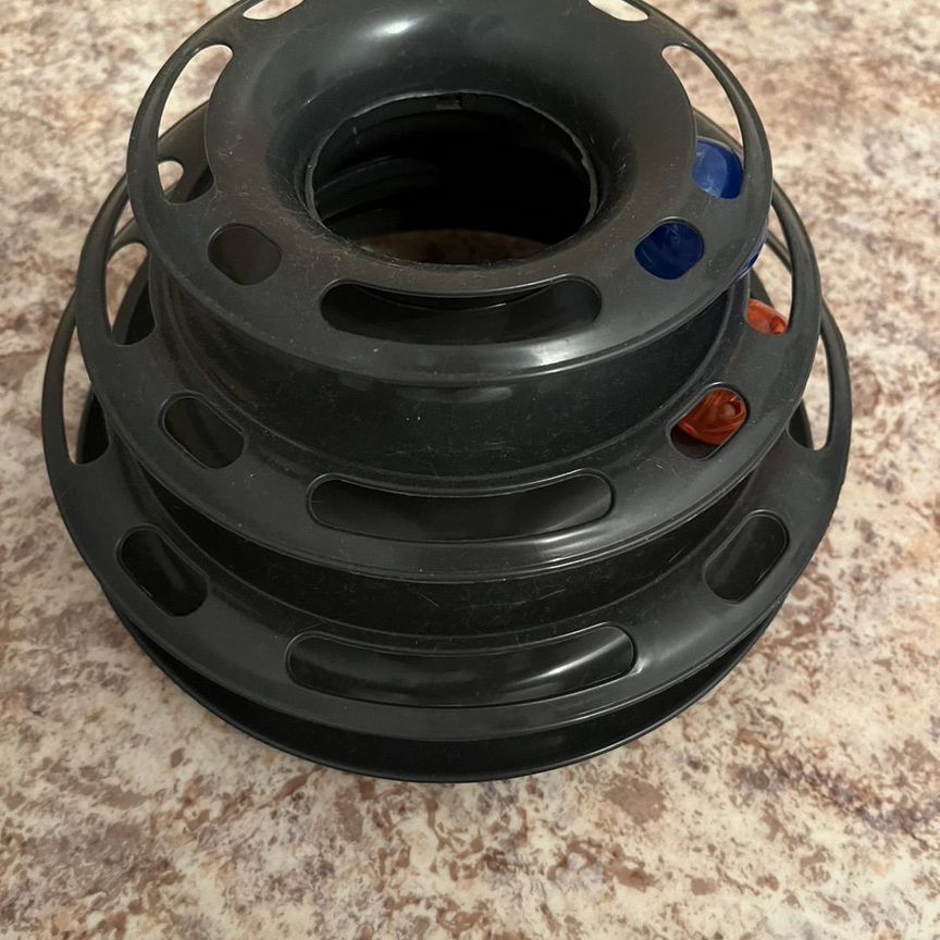 Пирамида для кошек