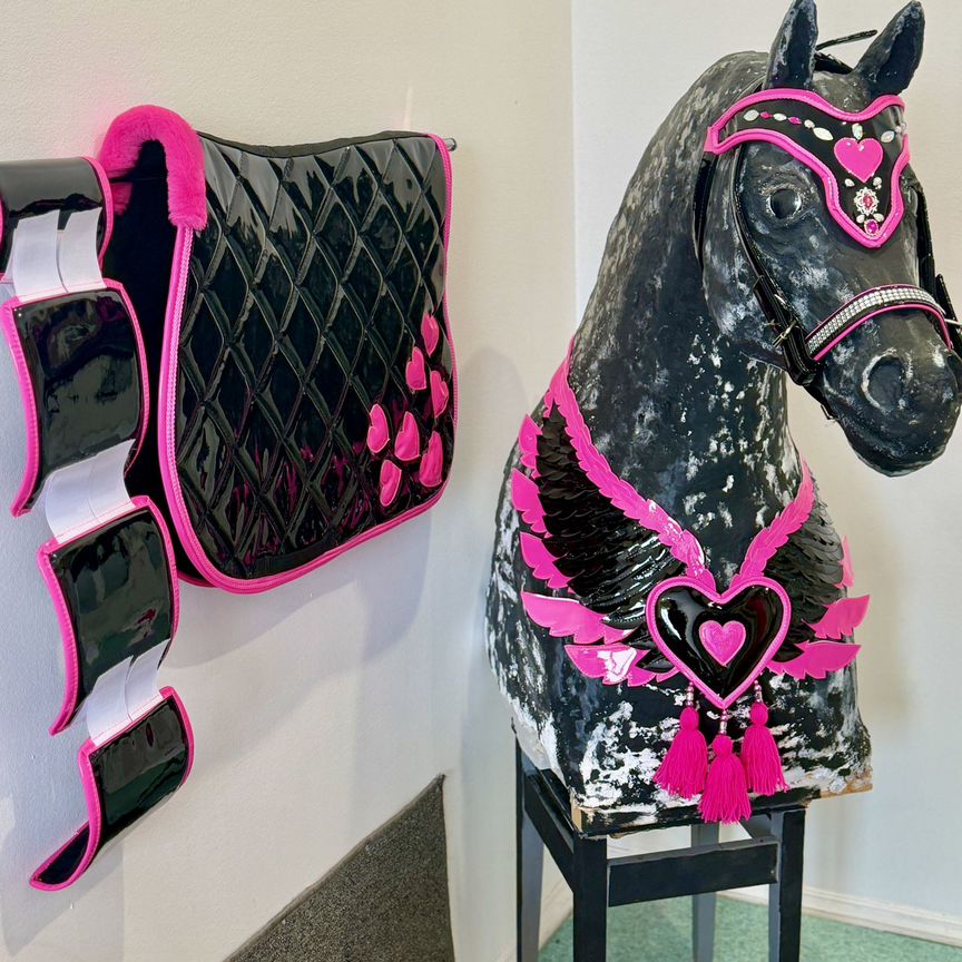 Украшение на пони