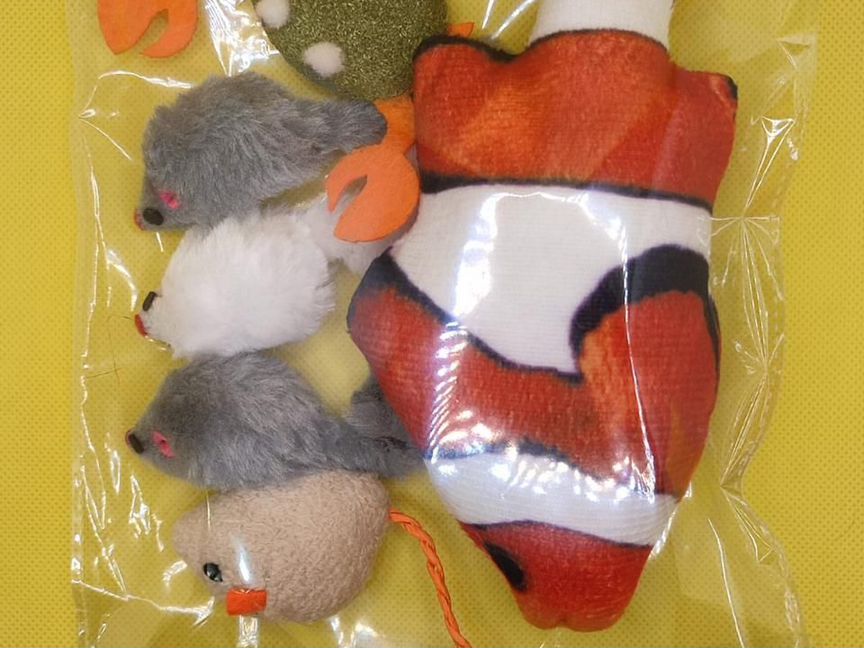 6 игрушек для кошки (набор)