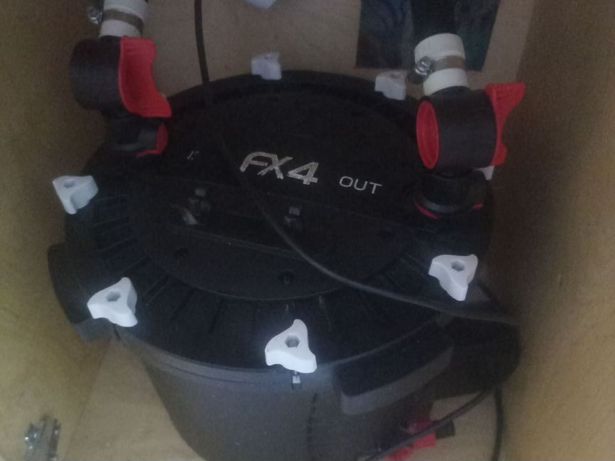 Внешний фильтр fluval fx4