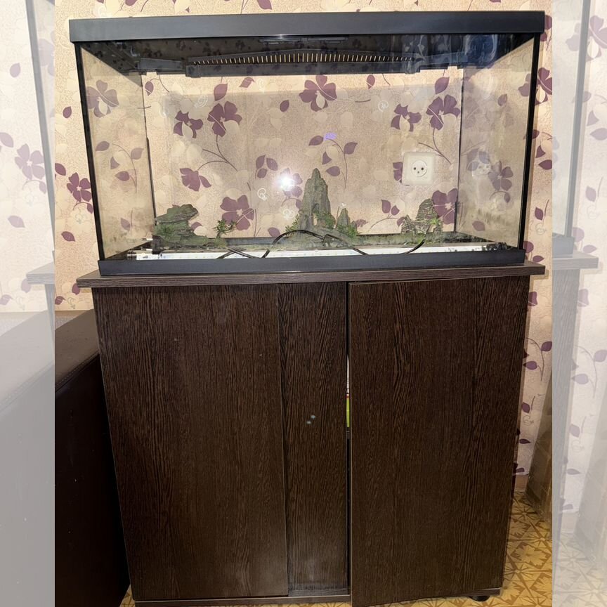 Аквариум с тумбой 105л