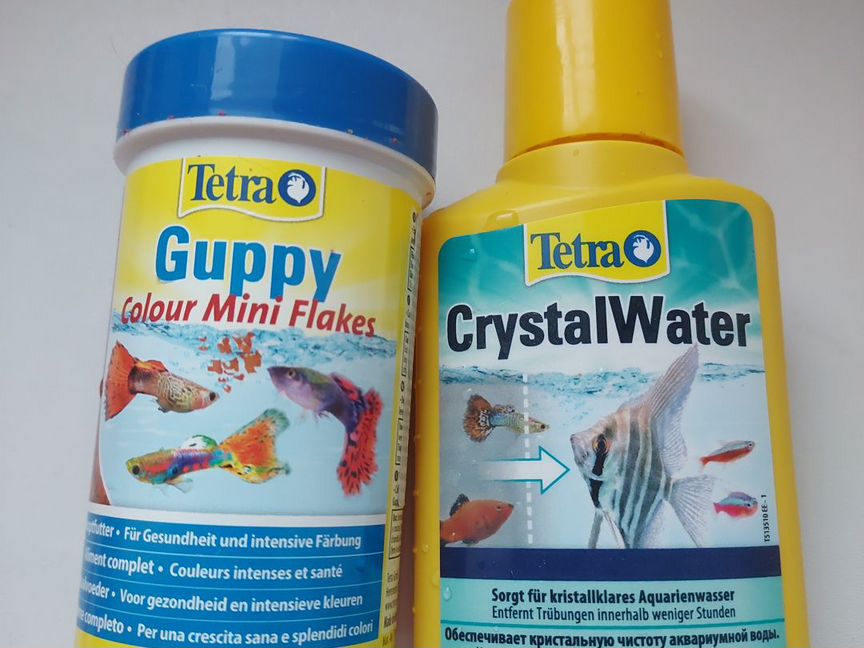 Корм для рыбок, средство для аквариума