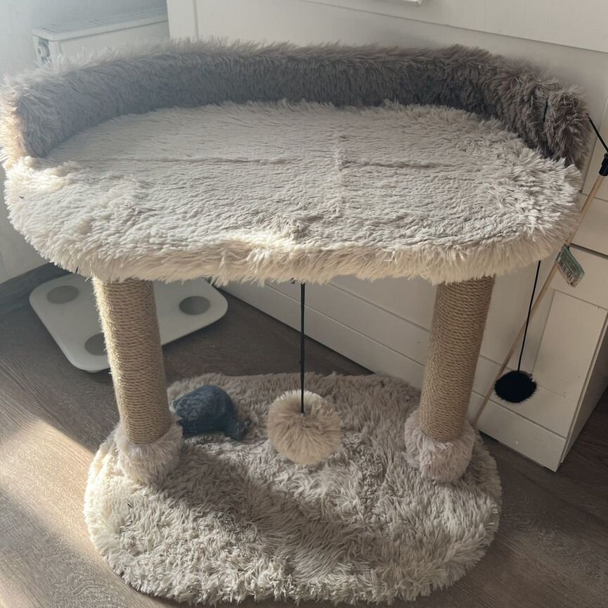 Лежанка/когтеточка для кошек