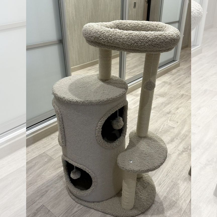 Продам новый уютный домик для кошек с когтеточкой