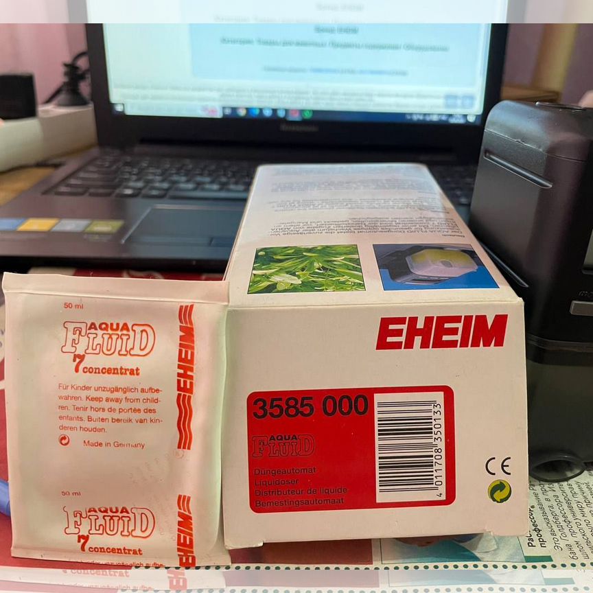 Автоматическая кормушка для рыб Eheim