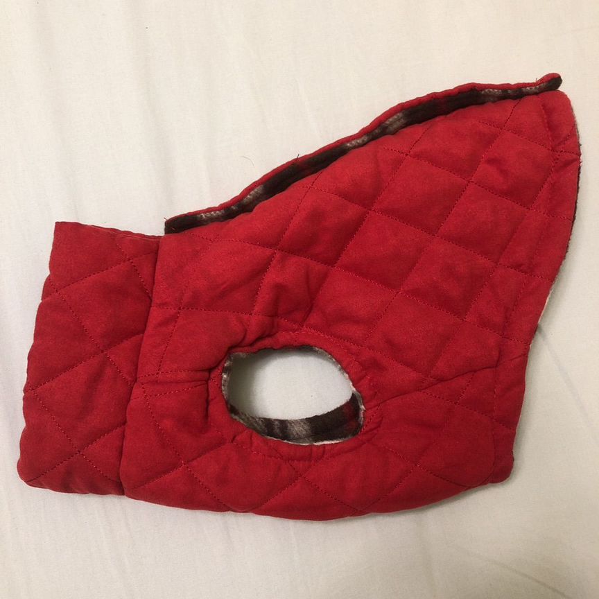 Безрукавка для собачки