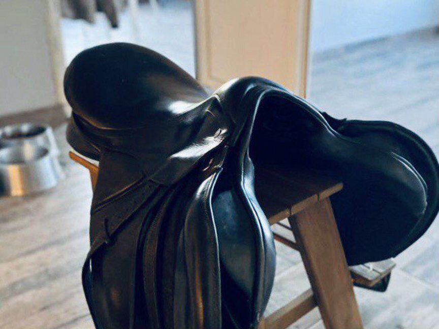 Седло универсальное 17,5