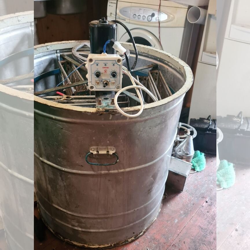 Медогонка 4 рамочная бу