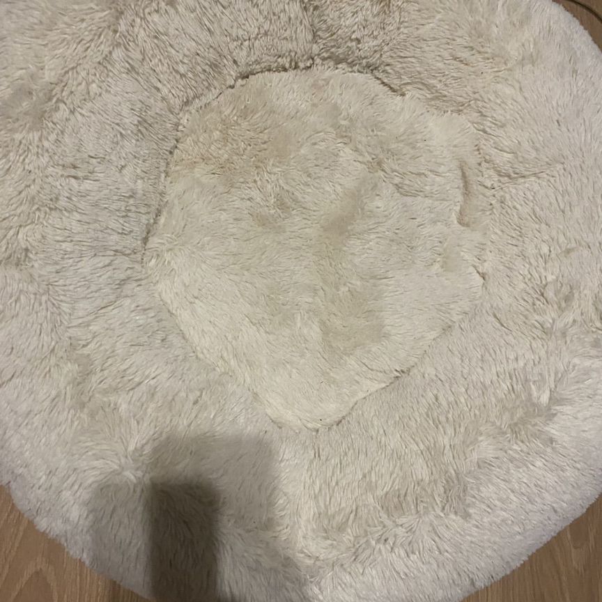 Лежанка для кошек мягкая