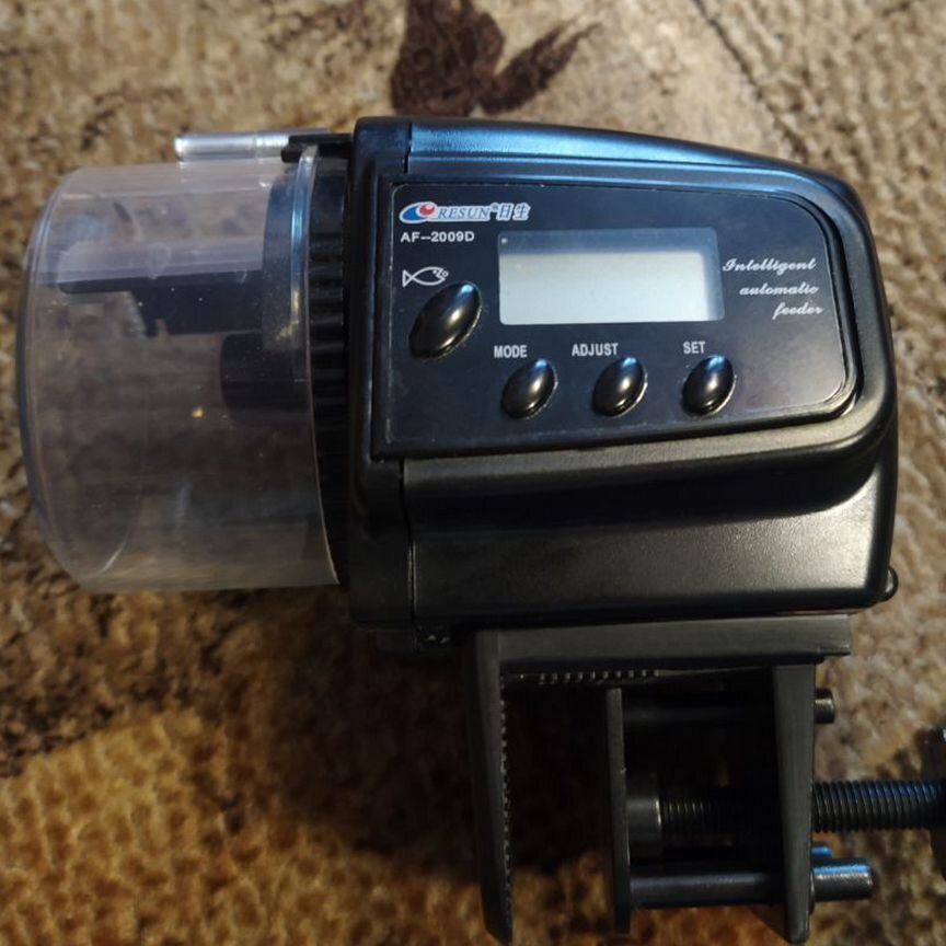 Авто кормушка для рыбок