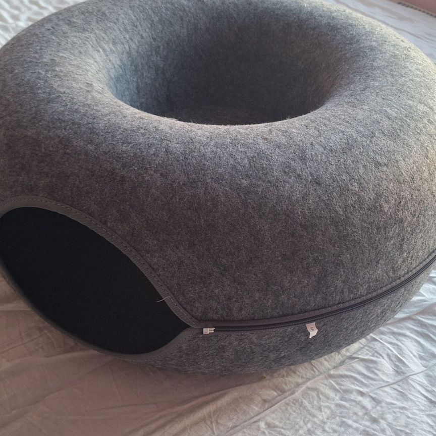 Бублик домик для кошек и котов