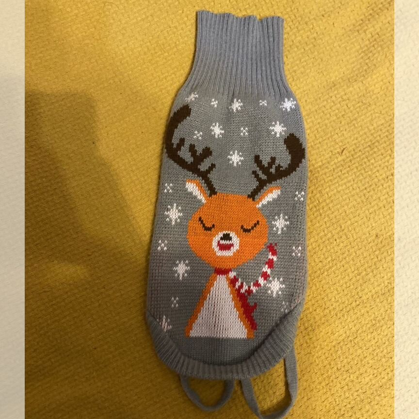 Кофта для маленькой собаки или большого кота