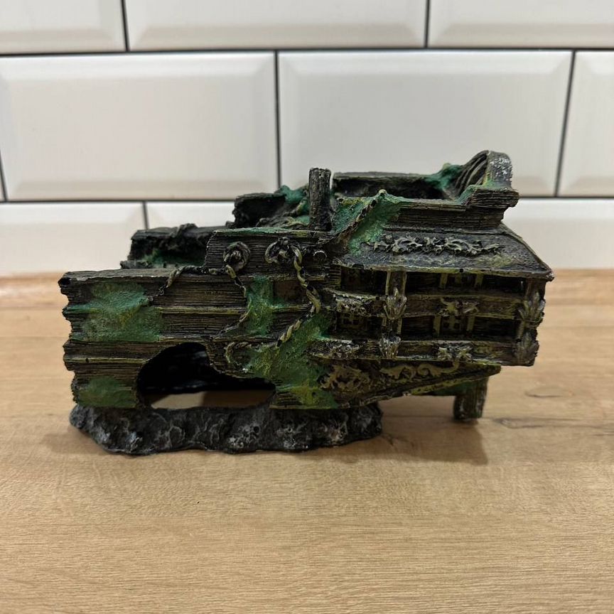 Декорация для аквариума Ротонда, Корабль