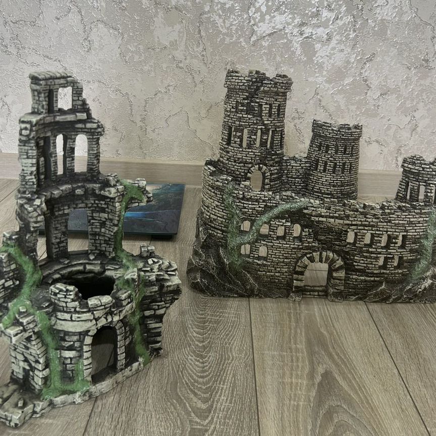 Замок для аквариума