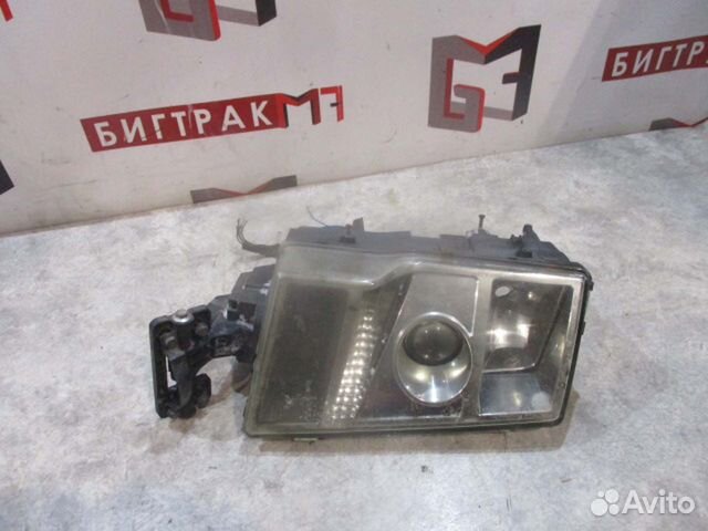 Фара основная правая Volvo FH, FM, есть повреждени купить в Москве ...