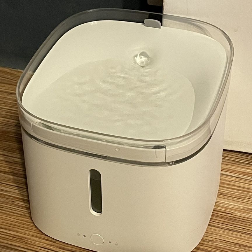 Фонтанчик для кошек Xiaomi Pet Waterer xwwf01MG