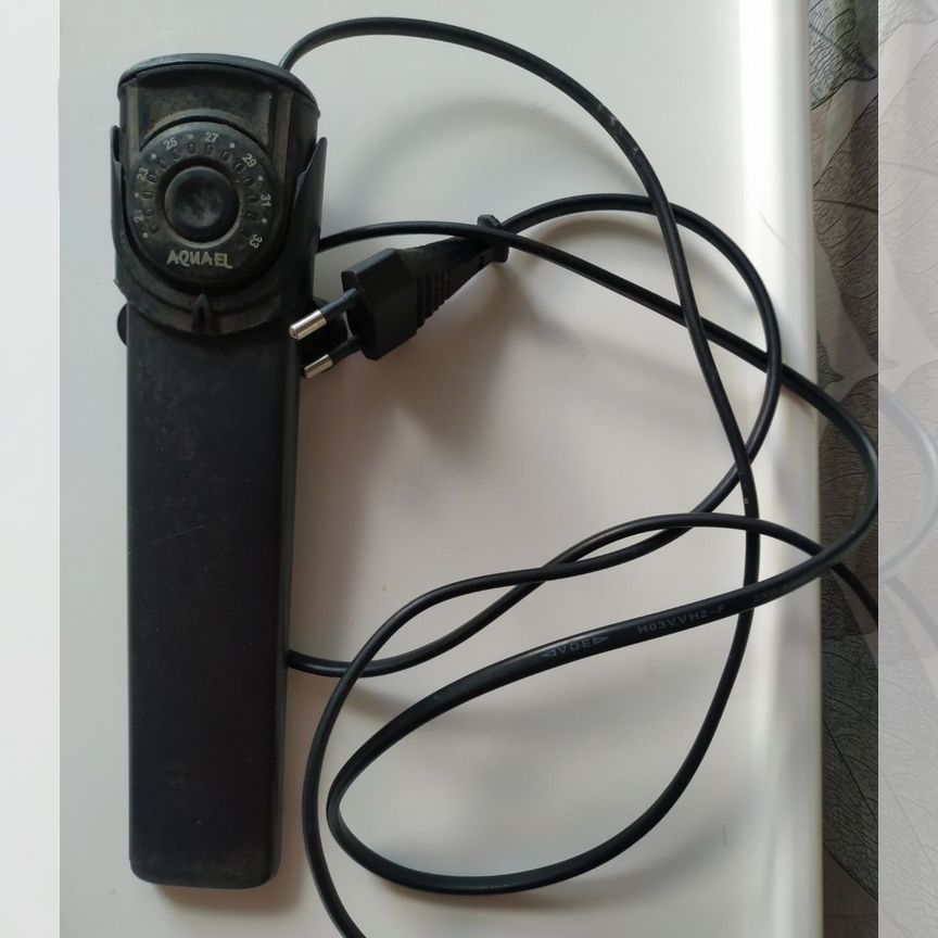 Обогреватель Aquael для аквариума 100 литров