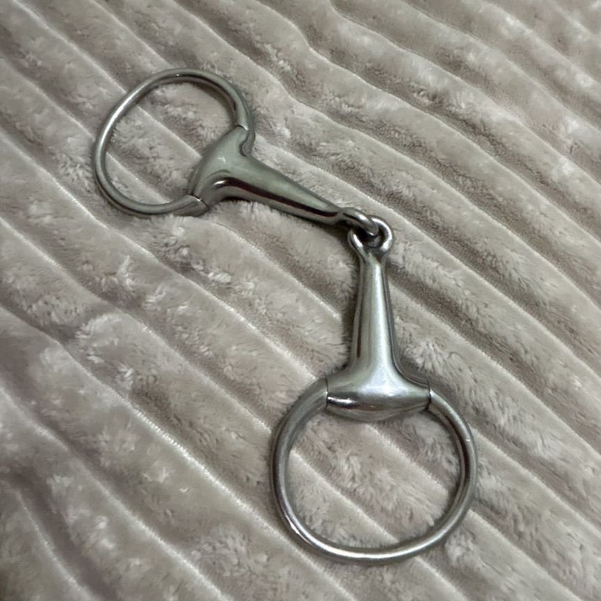 Железо для лошади