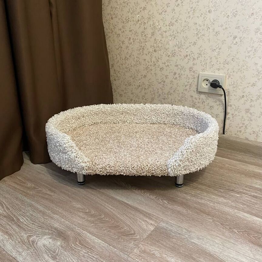 Диванчик, лежанка