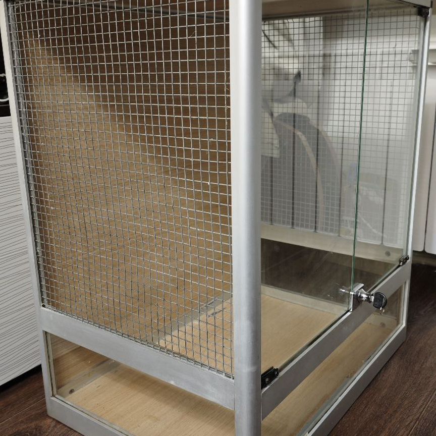 Витрина для ш шиншилл/грызунов и птиц