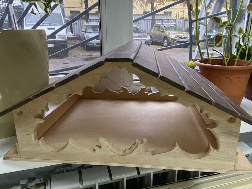 Кормушка бельчатник