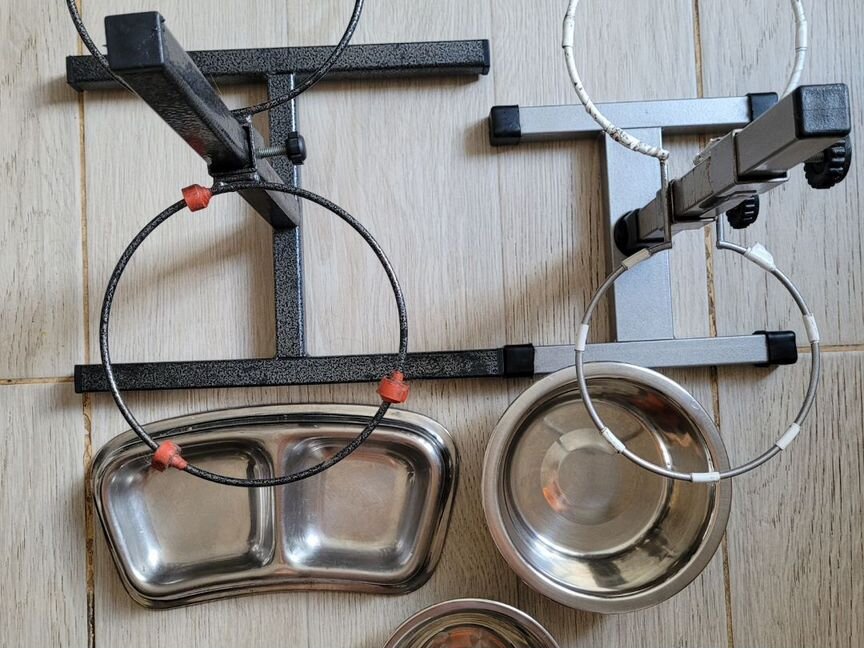 Миски на подставке для собак и кошек