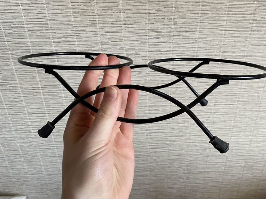 Подставка для мисок