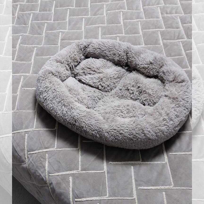 Лежанка для кошек бу