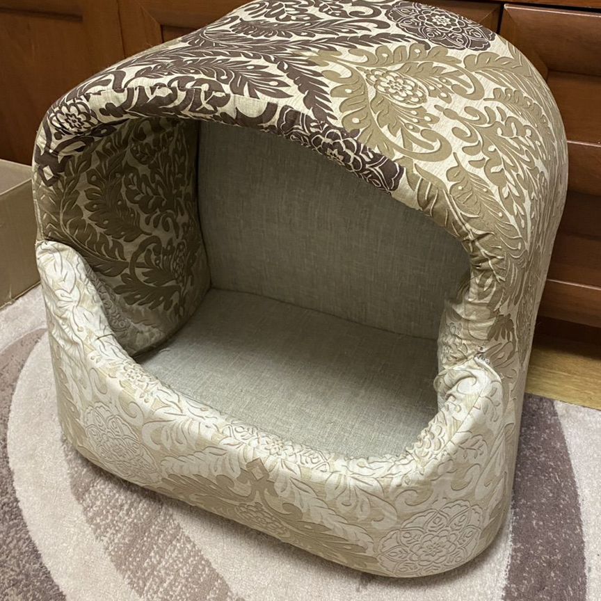 Лежанка домик для животных