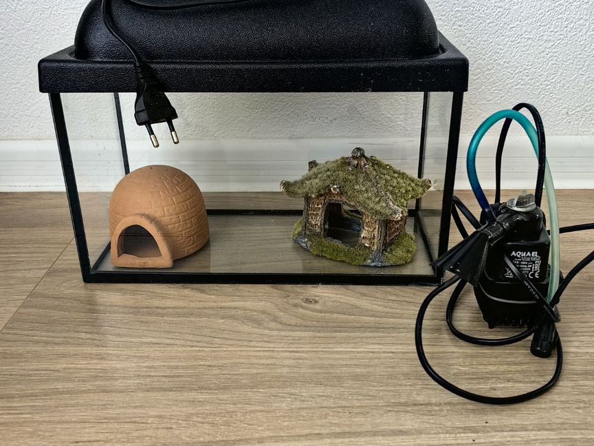 Аквариум прямоугольный (7 л, 30x14x18,6 см)